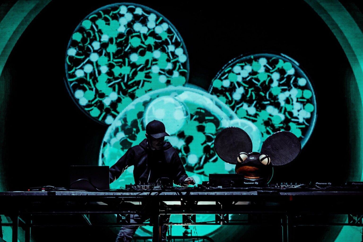 Park ‘N Rave livestream featured deadmau5 and Testpilot performances ...